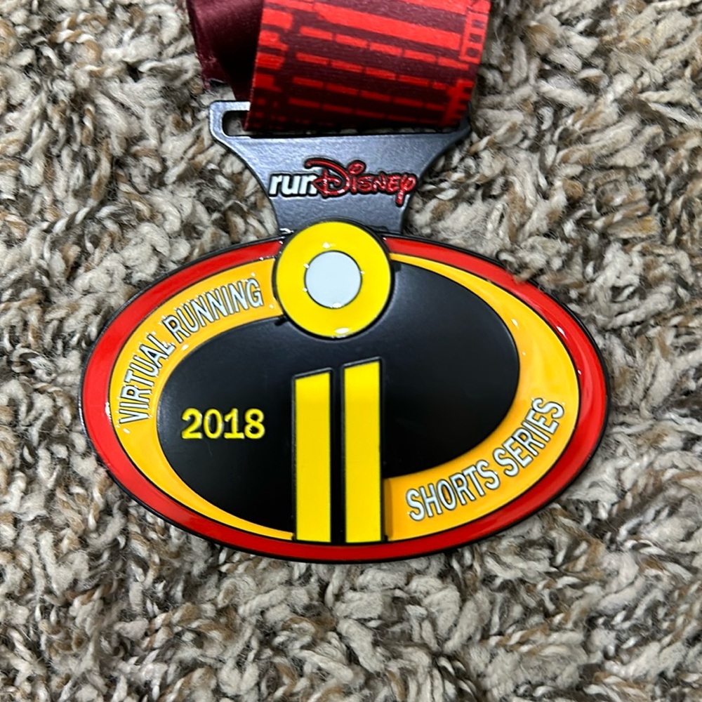 2018 Rundisney Virtual Series Incredibles 2 Series Me… - Gem